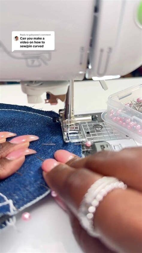 How To Sew Pin Curved Edges Upstyle