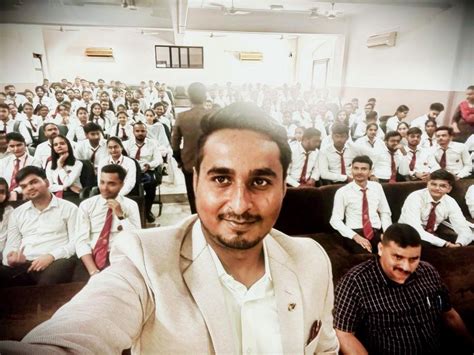 Ritesh Chaudhary ↗️ On Linkedin Why Do I Recommend Linkedin In All My Training Sessions If You