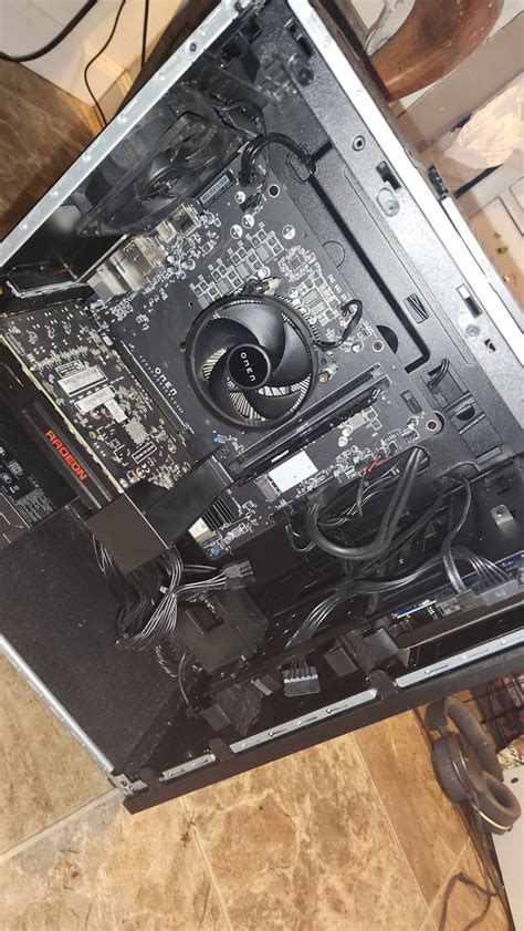 My Computer Makes A Beeping Sound Continuously When I Power It On I Have No Experience With