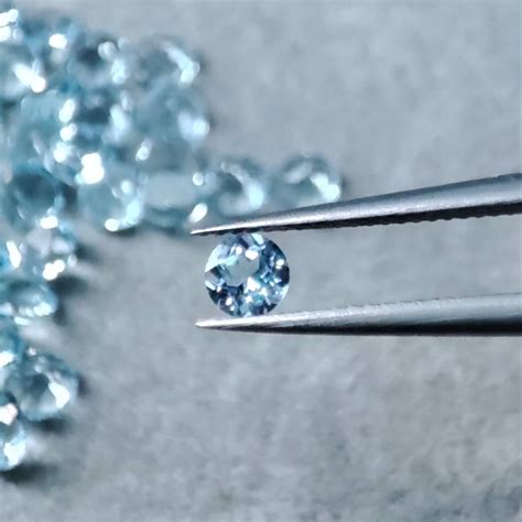 Купить натуральный топаз. Узнайте цену на природные камни топаза ...