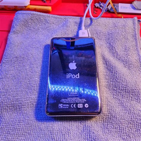 70 Off Ebay From An Abandoned Storage Unit Wanted To Post My Latest Rescue R Ipod