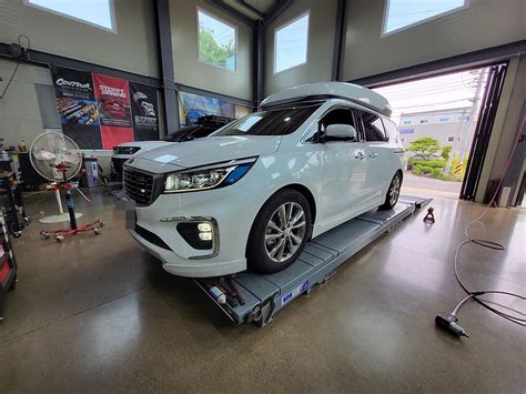 기아자동차 더뉴카니발 빅풋스프링