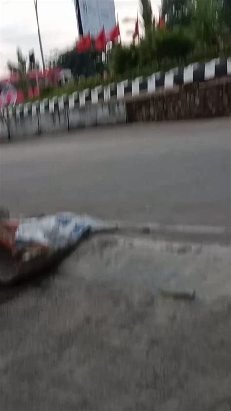 Ibu Stw Tukang Jamu Body Montok Dan Semok💦 By Akun Rahasia 24vids