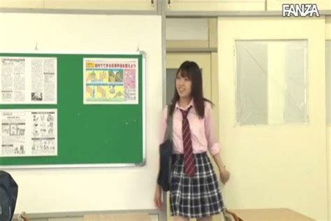 Huntb 407 レズ乱交も当たり前！去年まで女子校だった学校に入学したら女子だらけで男はボク1人！ヤリマン四天王にチ ポの先が渇く暇がないほどヤラれまくり！ Post13 無料av動画