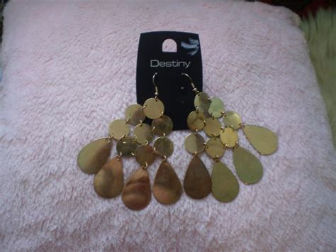 Серьги сережки — цена 40 грн в каталоге Серьги Купить аксессуары по доступной цене на Шафе