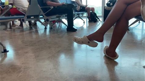 Latina Crocs Dangle Youtube