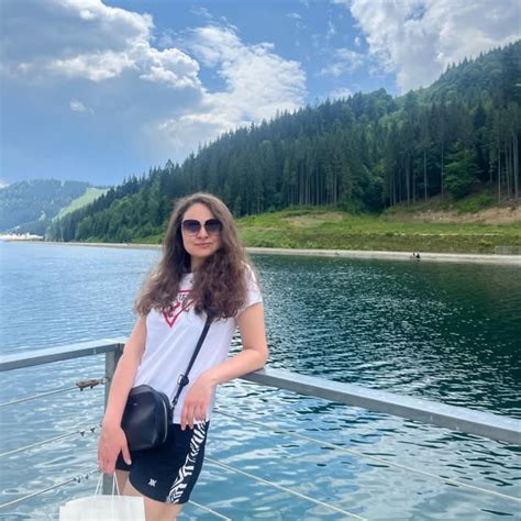 Виктория Панасюк Vikolya • Threads Say More