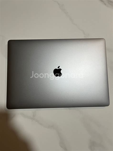 맥북프로 16인치 2019년형 새상품급 애플 중고나라