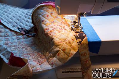 Jaybird Quilts Binding Curves Tutorial