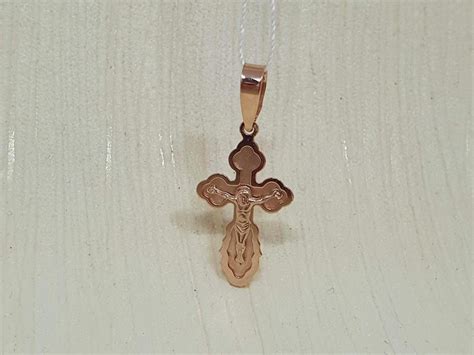 Золотий хрестик розпяття христа артикул 710025 — ціна 4057 грн у каталозі Кулони Купити