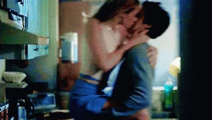 Romantic Kiss Jughead Betty Riverdale Gif Gifdb Com