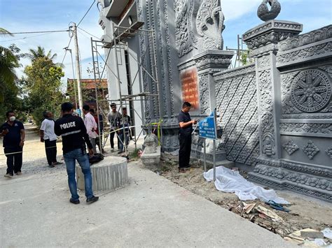 បុរសចំណាស់ម្នាក់ធ្លាក់ពីលើខ្លោងទ្វារវត្តស្លាប់នៅស្រុកកណ្ដាលស្ទឹង សារព័ត៌មាន នគរវត្ត