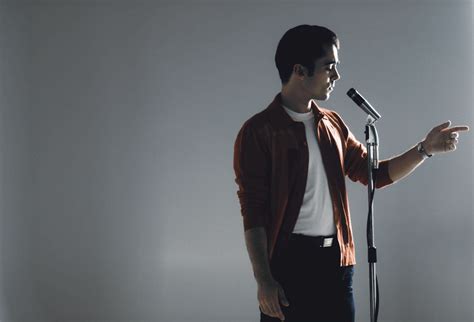Jazzs New Era Singer Alex Bird Is Breathing New Life Into The Jazz