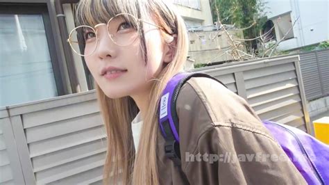 324srtd 0306 控え目に感じるavに興味深々のオタク女子 High Quality Jav