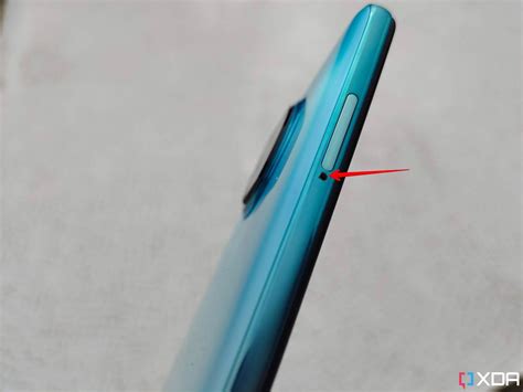 How To Insert A Sim Card In Your Android Phone