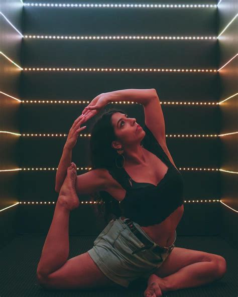 Jasmine Sherni Rising Star In The Entertainment Industry