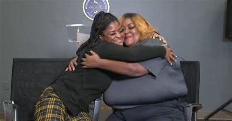 Teen Calls 911 During Armed Robbery At Mcdonalds Only To Hear Her