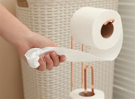 The Way You Hang Toilet Paper Reveals Your Character According To