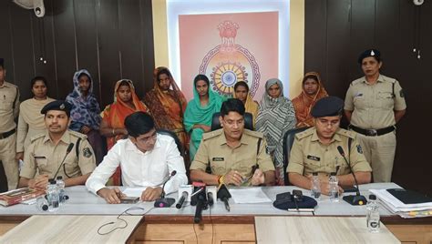 Cg Crime ऑटो में चैन स्नेचिंग करने वाले गिरोह को पर्दाफाश