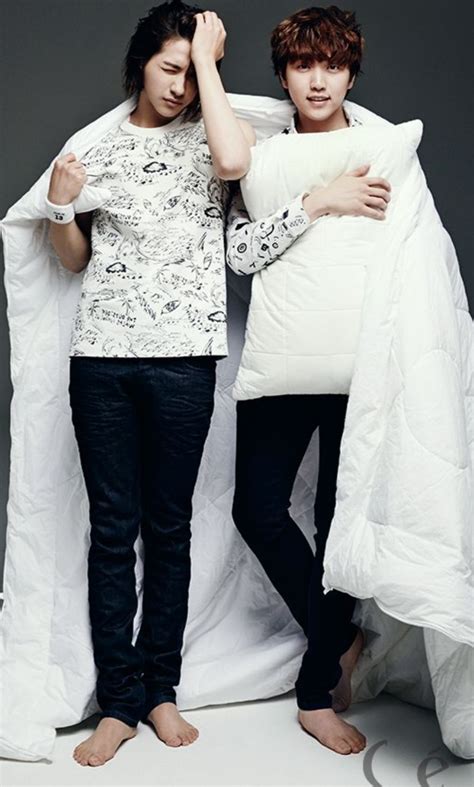 Jung Jinyoungs Feet Jung Jinyoungs Feet