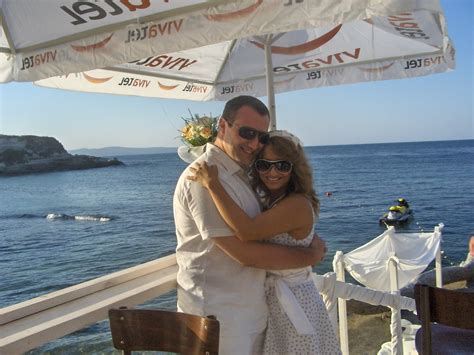 Нели от “Търси се ” стана майка на син Галерия Блиц