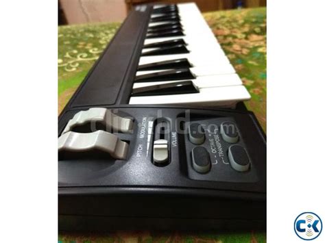 Midiplus AKM Midi Keyboard ClickBD