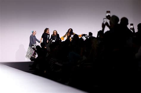 Renne Davide Ancien De Gucci Nommé Directeur De La Création De Moschino