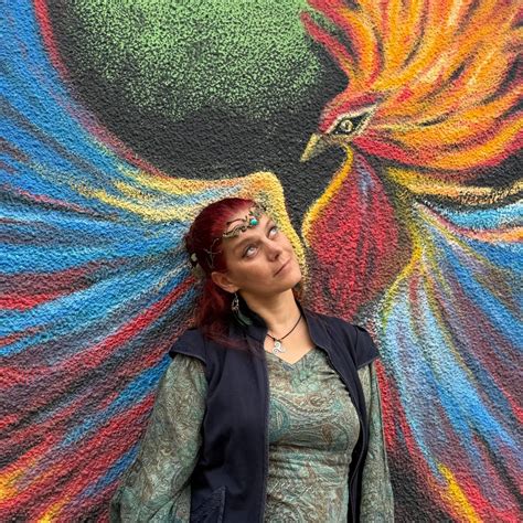 Devi Пътят на червената роза… е път на огън и кръв на отдаване и себеотдаване Това не е път