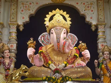 Ganesh Puja सहा महिन्यात लाभ देणारे प्रभावी गणेश स्तोत्र आणि गणेश