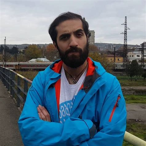 გამაგზავნეთ 9 მთას იქით