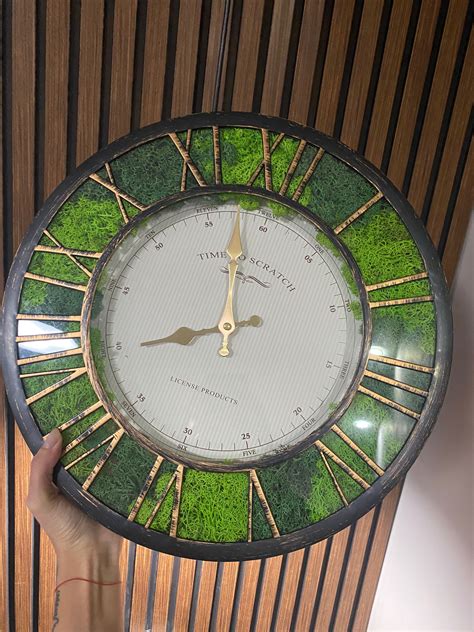 Часовник със скандинавски мъх с Антон • Olx Bg