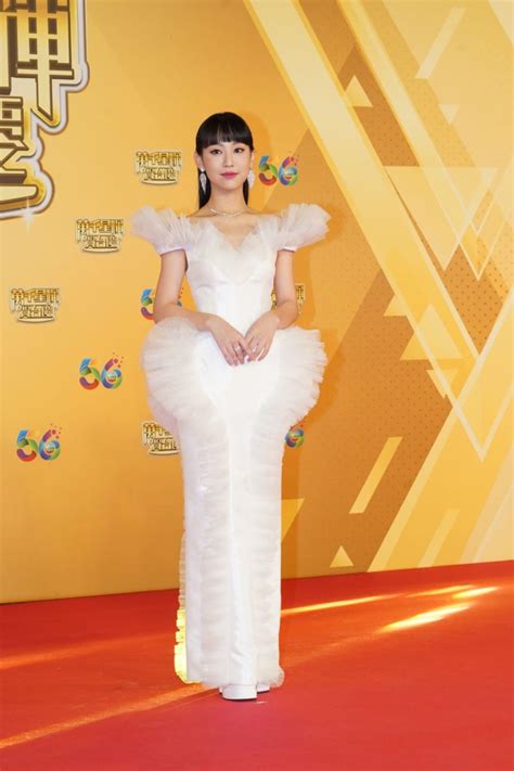 炎明熹優雅度爆燈 網民like爆封「台慶清泉」 東周刊 Hk