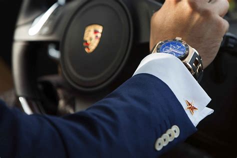 Что подарить начальнику на день рождения — подарки директору мужчине или начальнице женщине