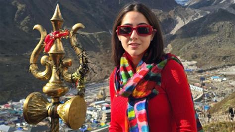 Sara Ali Khan Shares Gratefulness As She Checks Out Kedarnath Economy