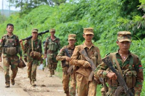 နောင်ချိုမြို့နယ်ရှိ ကျေးရွာ ၅ ရွာတွင် စစ်တပ်နှင့် Tnla တို့ တိုက်ပွဲ ဆက်လက် ဖြစ်ပွားနေ Khit