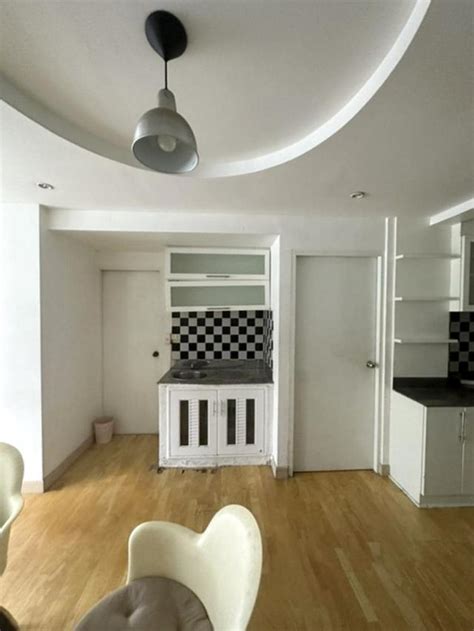 ขาย คอนโด 2 ห้องนอน ขายพร้อมผู้เช่า ซอยวิภาวดี 32 ตวันนาเรสซิเด้นส์ 1 46 ตรม ใกล้รถไฟฟ้า Bts