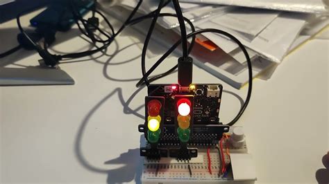 Microbit And Makecode Traffic Light Youtube