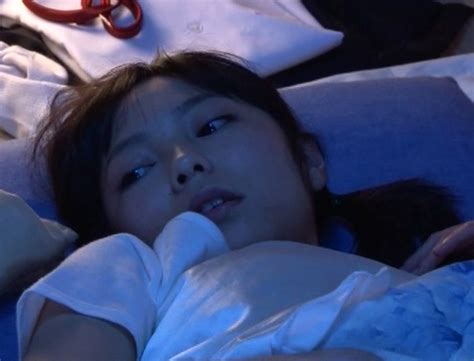 川の字で寝ていた姉が我慢できずに漏らす喘ぎ声を聞いて発情しだす妹 5 アダルト動画 ソクミル