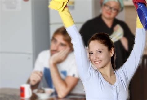 ქმარი მაიძულებს რომ დედამთილის ბინა დავალაგო მაგრამ ეს ჩემს გეგმაში არ შედის