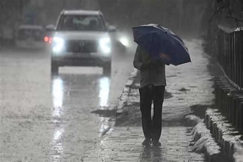 අද ප්‍රදේශ කිහිපයකට තද වැසි‍‍