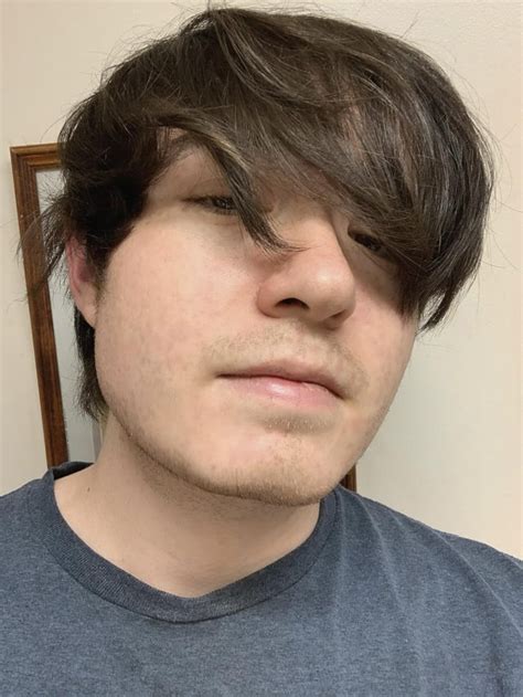 23m What Should I Do With My Hair Not A Fan Of My Forehead And Have