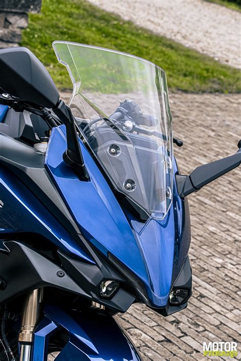 Motorfreaks Test Ninja 1000sx Versus Gsx S1000gt Deel 1 De Straat
