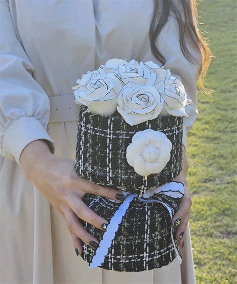 샤넬 장미 꽃다발 생일 여자친구 축하 이벤트 결혼기념일 임신 졸업식 에이블리