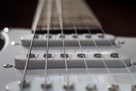 How To Prevent Electric Guitar Strings From Rusting Fretboardfrenzy Com