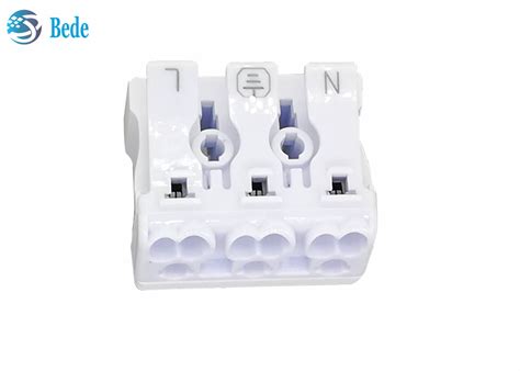 3 Pole Push Wire Connector Quick Terminal Block Suitable For Joining Solid Or Stranded Wires No
