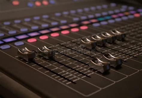 Audio Mixer Sound Engineer Sound Mixer Professional Audio Mixer
