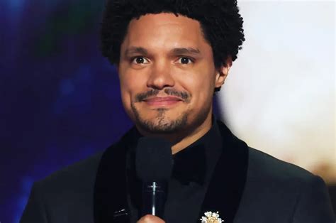 A Room Full Of Celebs Cheered At Trevor Noah Pointing Out This One