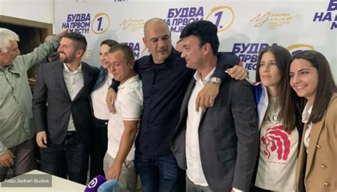 Преговори за формирање власти у Будви почињу данас Божовић очи у очи са Демократама УРА ом и