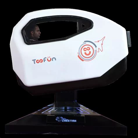 شبیه ساز پرواز وسایل و تجهیزات شهربازی توفان