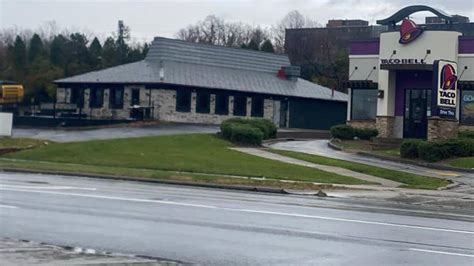 Tyson Paul Ring Girl Rapha Milagres Is Ready For 8 Rounds Of Boxing